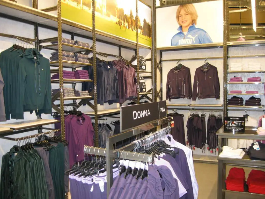 Make The Most Of Your Space With Our Display Shelving | Stanley